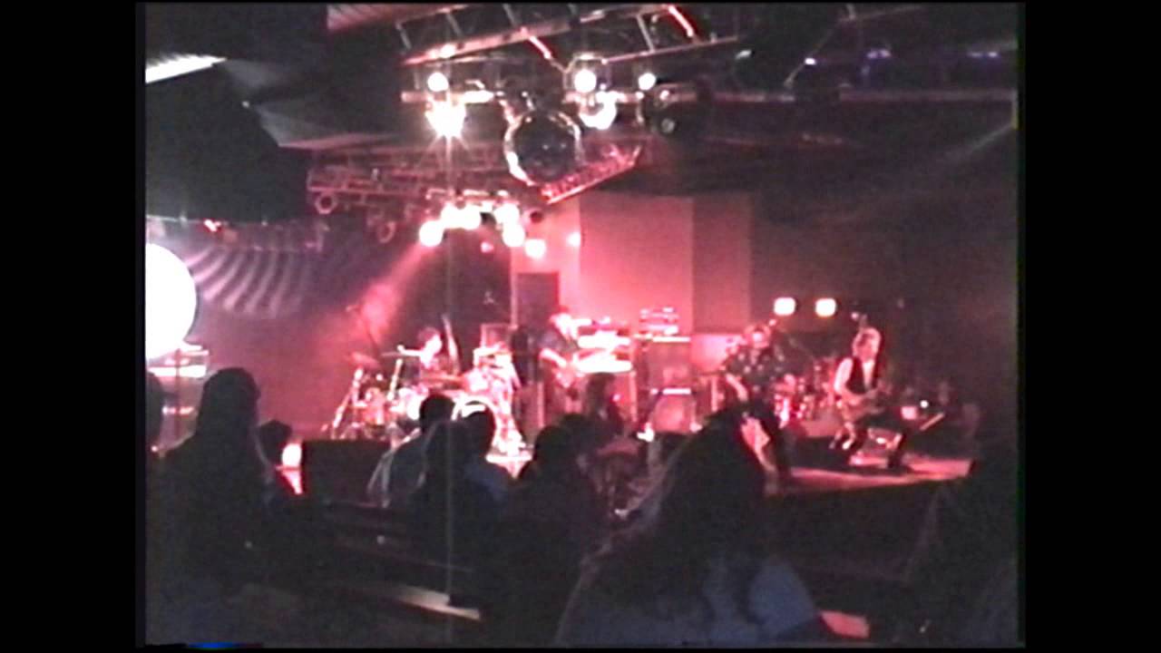 Helix Edmonton Concert clip 1 - YouTube