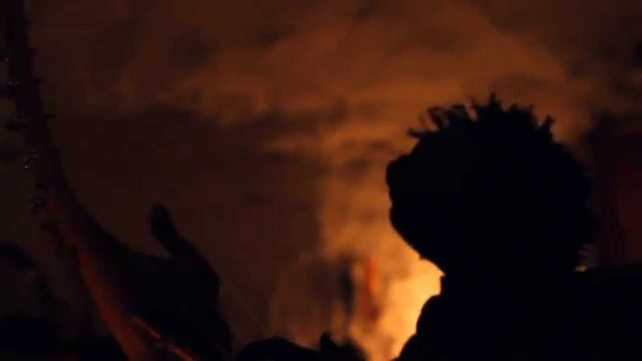 Diakite Ibrahim playing Goni (LETRAS castellano y français) - YouTube