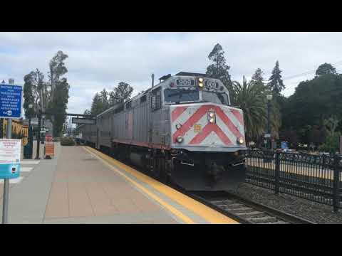 Caltrain F40PH-2CAT 909 "Menlo Park" and Cab Car 4018 - YouTube