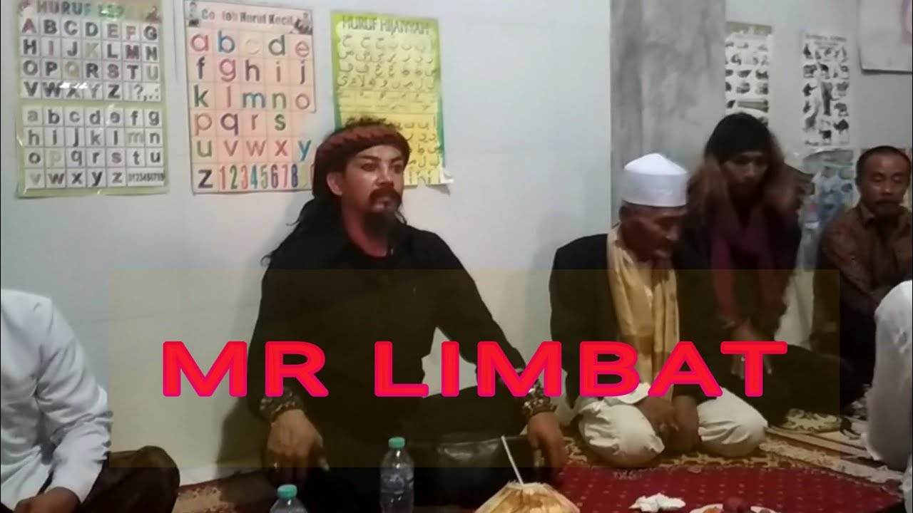 MR LIMBAT DI BELAKANG PANGGUNG BICARA TIDAK MEMAKAI BAHASA ISYARAH ...