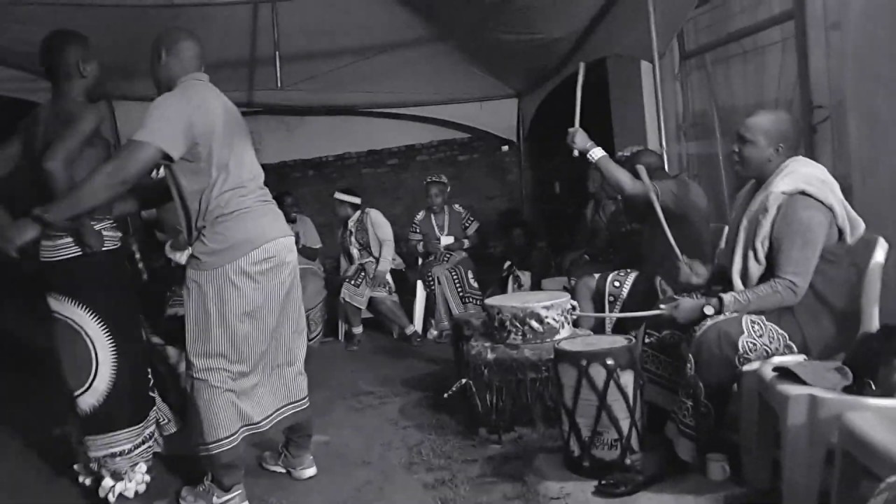 Mantjomane/Mamelodi/song: Mina NoBaba wami - YouTube
