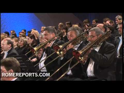 The oldest orchestra in the world gives the Pope the gift of music