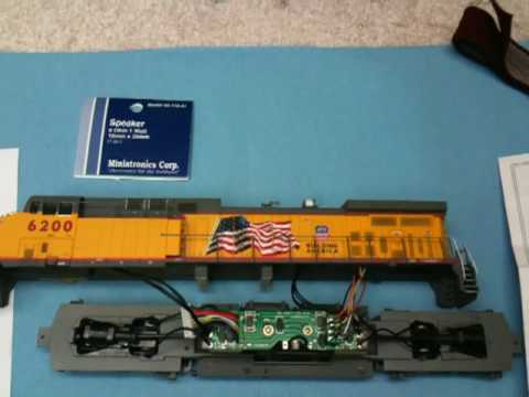 UP 6200 installing dcc sound.MOV - YouTube