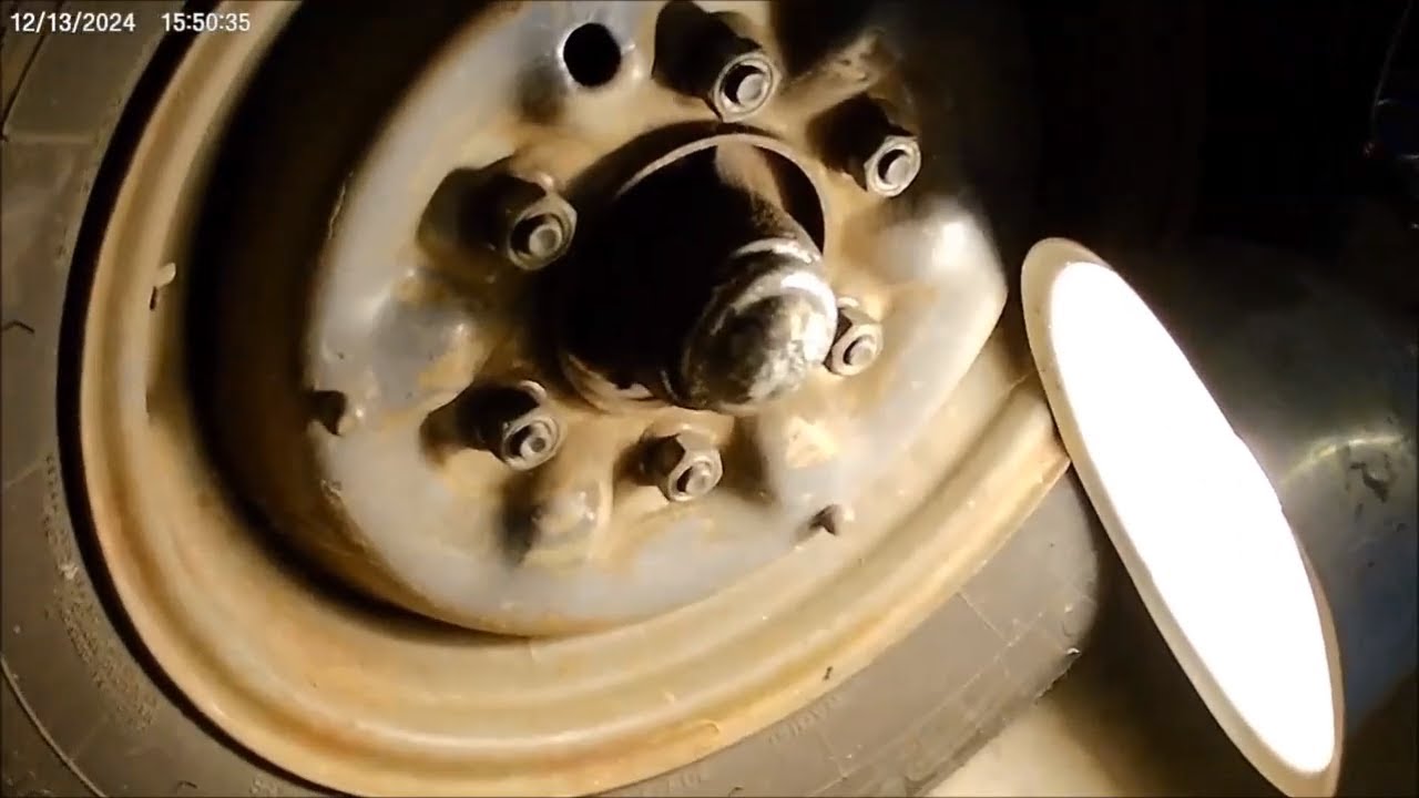 MwM Videos: Measuring your rim's center bore - YouTube