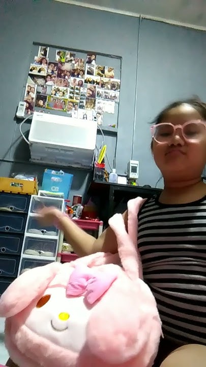 part 1 was reaviling my melody pink stuff now part two reaveling wearing this🌺 - YouTube