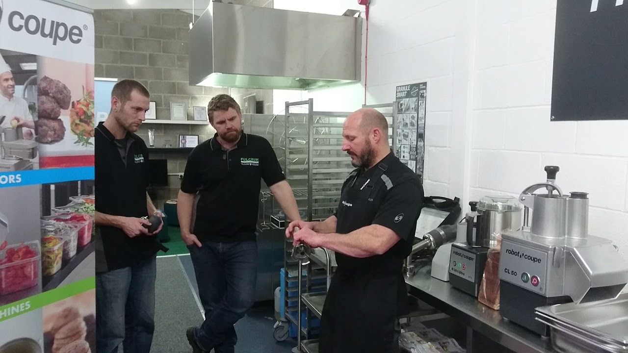 Robot Coupe Training 'CMP 300 - Combat Power Mixer' - YouTube