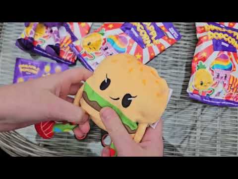 Unboxing Mystery plush toys from the pineapple popcorn show - YouTube