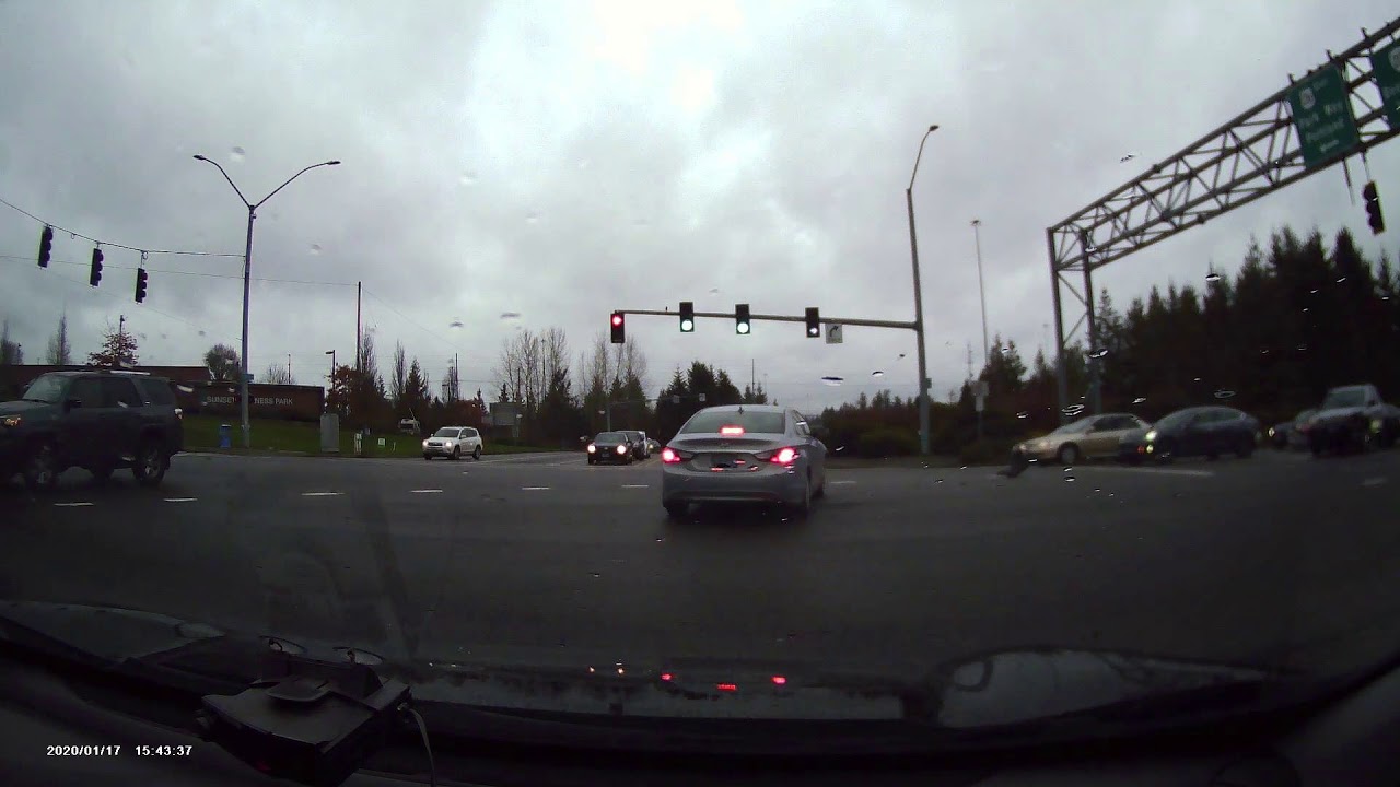 Car Accident in Portland. Running a Red Light. - YouTube
