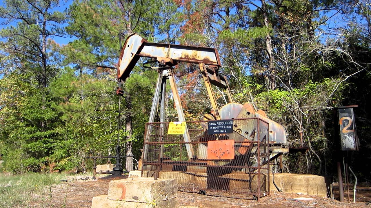 Basa Resources East Texas Oil Well - YouTube
