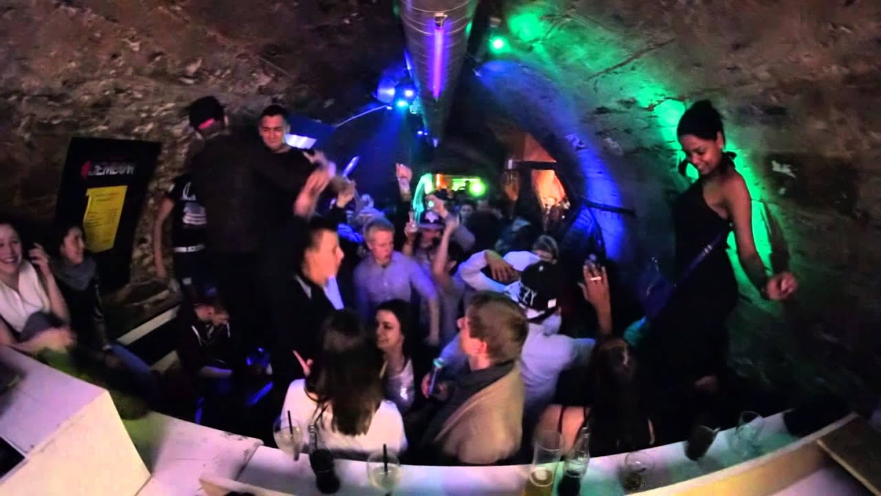 Harlem Shake @ Dembow Bar Klagenfurt - YouTube