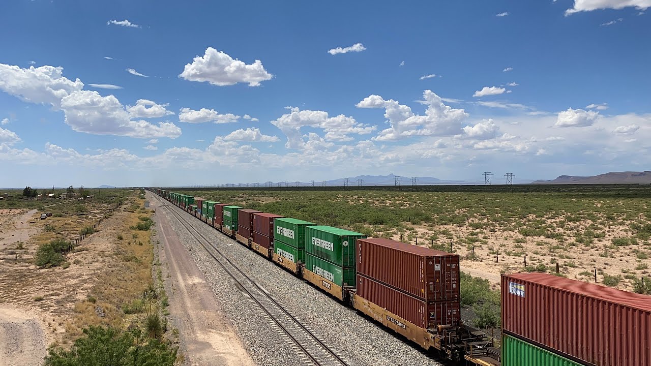 Union Pacific Eastbound Intermodal Train 7/10/23 - YouTube