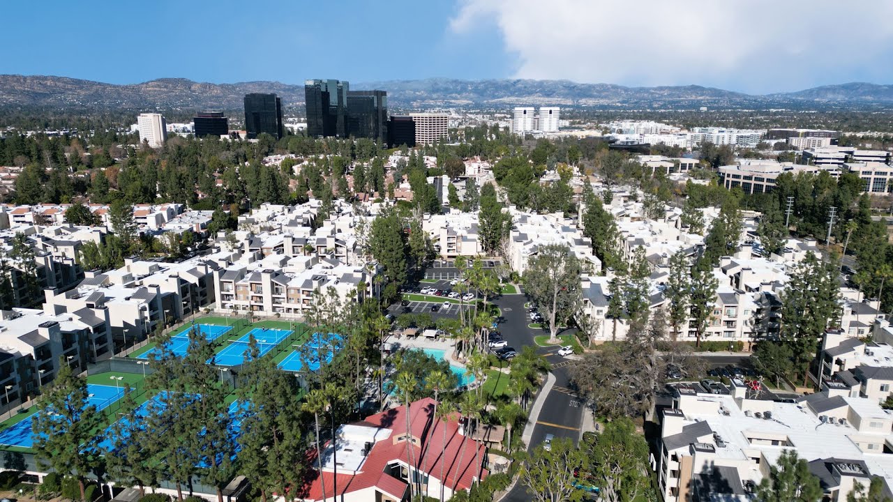 The Met at Warner Center | Woodland Hills, CA - YouTube