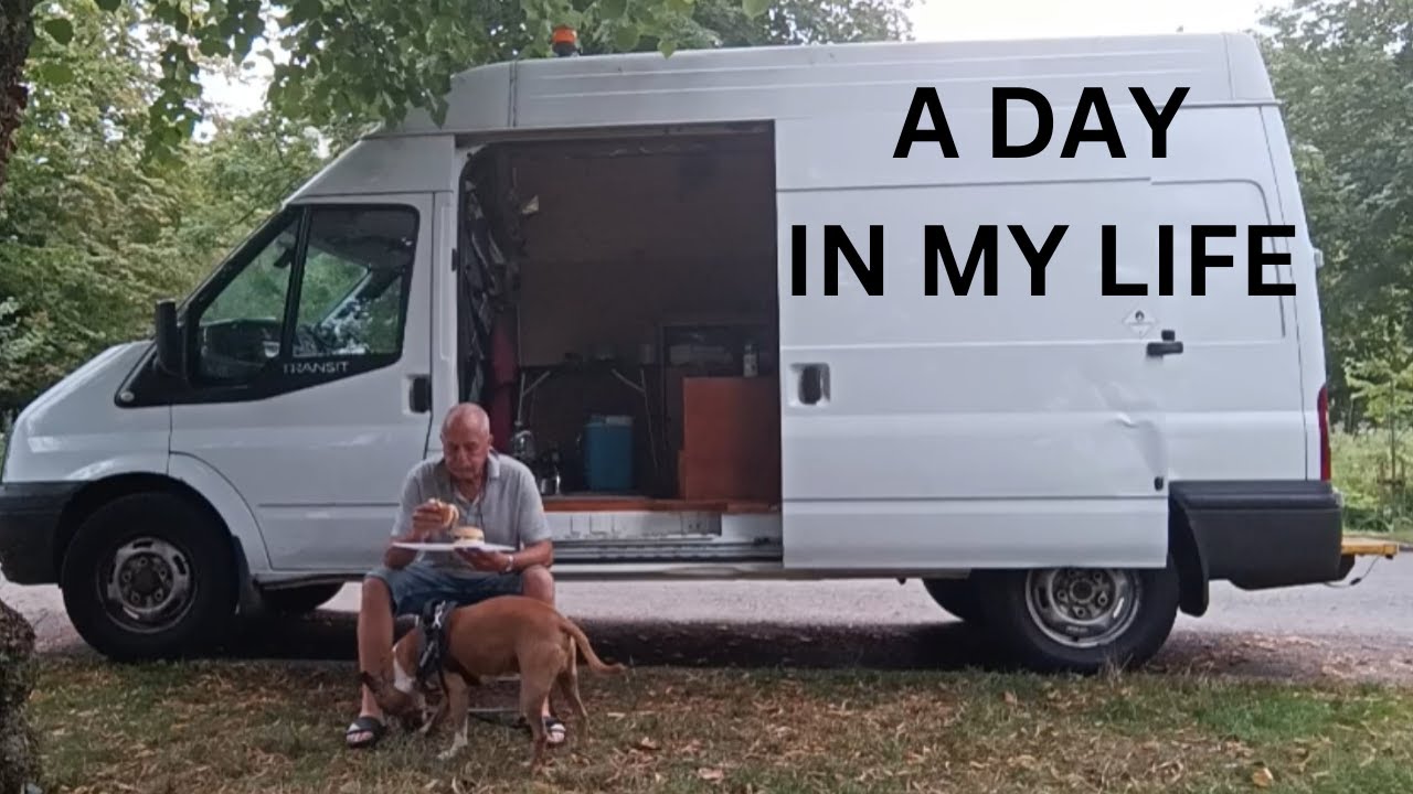 A Day in My Life.. - YouTube