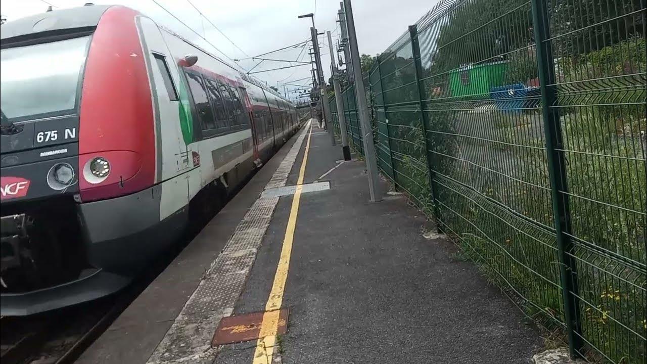 ( Transilien P): Départ d'un AGC Transi - Carmillon + Sifflets 👍👍👍 - YouTube