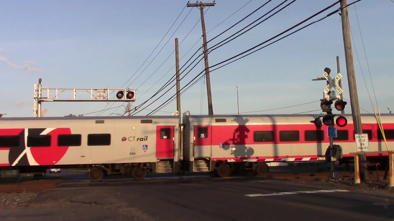 Sackett Point Road Railroad Crossing, North Haven, CT - YouTube