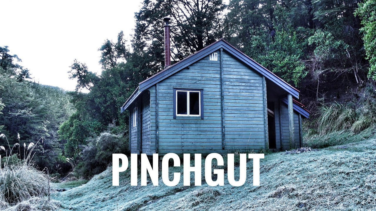 2 Days Winter Hiking - Pinchgut Hut - YouTube