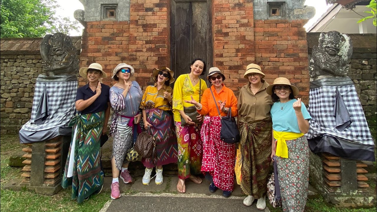 Indahnya Pesona Puri Anom Tabanan Bali - YouTube