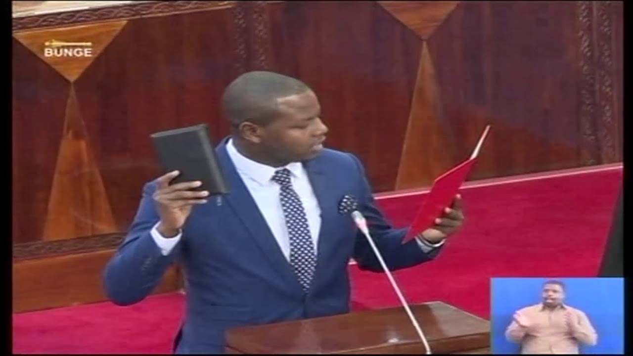 Tazama jinsi Mbunge wa mpya wa Jimbo la Korogwe, Timotheo Mzava akila ...