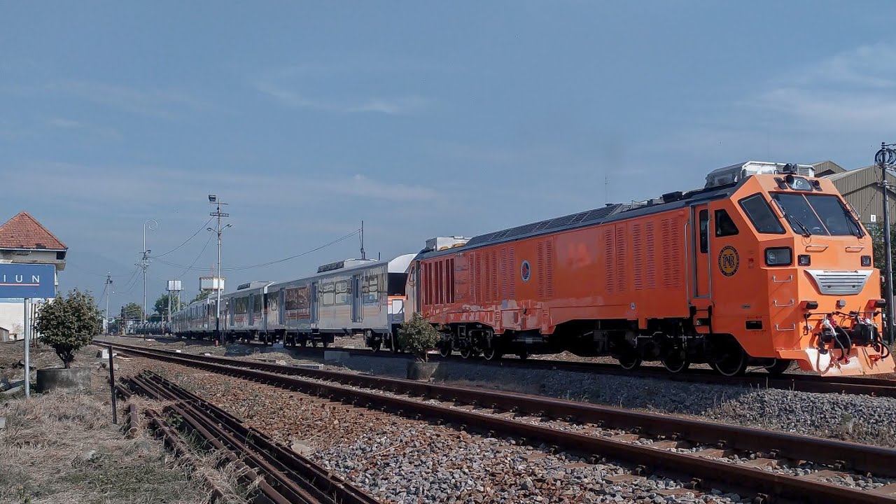 Masih anget‼️ Test Run CC 300 PNR 🇵🇭 || Lokomotif Diesel hidrolik ...