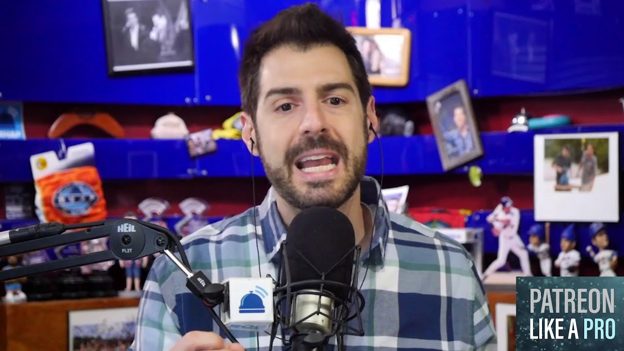 How to Use Patreon to Monetize Your Content & Build Community - YouTube