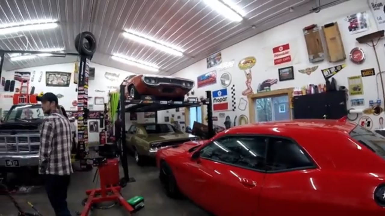A '68 Hemi Charger, David Freiburger's '71 Roadrunner, a Hellcat, and a ...