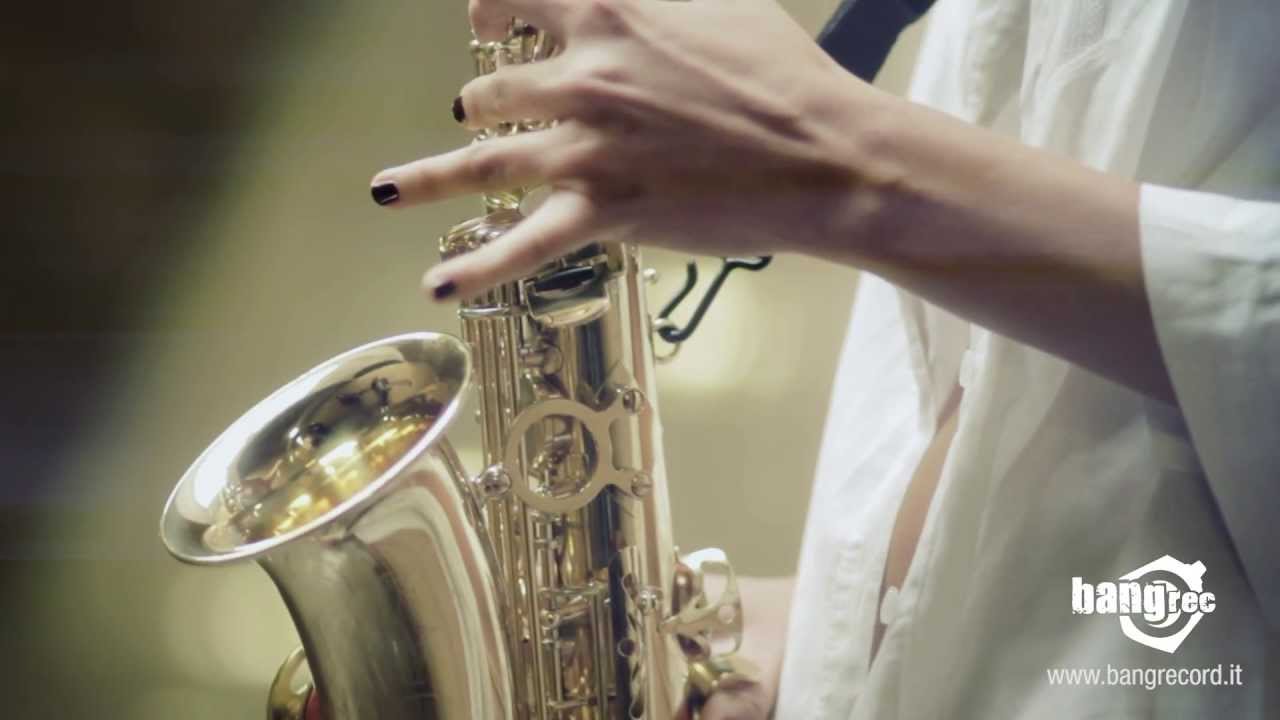 DJ ROSS & MARVIN - Baker Street (Official Video) - YouTube