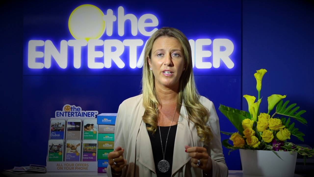 Donna Benton the Entertainer - YouTube