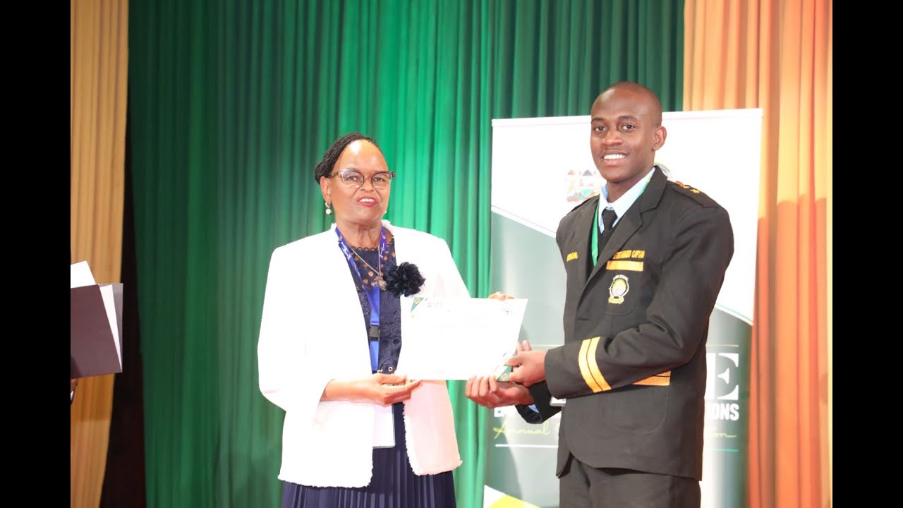 CJ MEETS THE CJ || NJIIRI STUDENT HONOURED BY THE CHIEF JUSTICE - YouTube