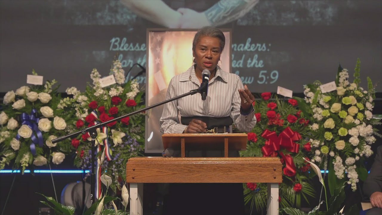 Funeral for Smyth County Deputy Hunter Reedy - YouTube