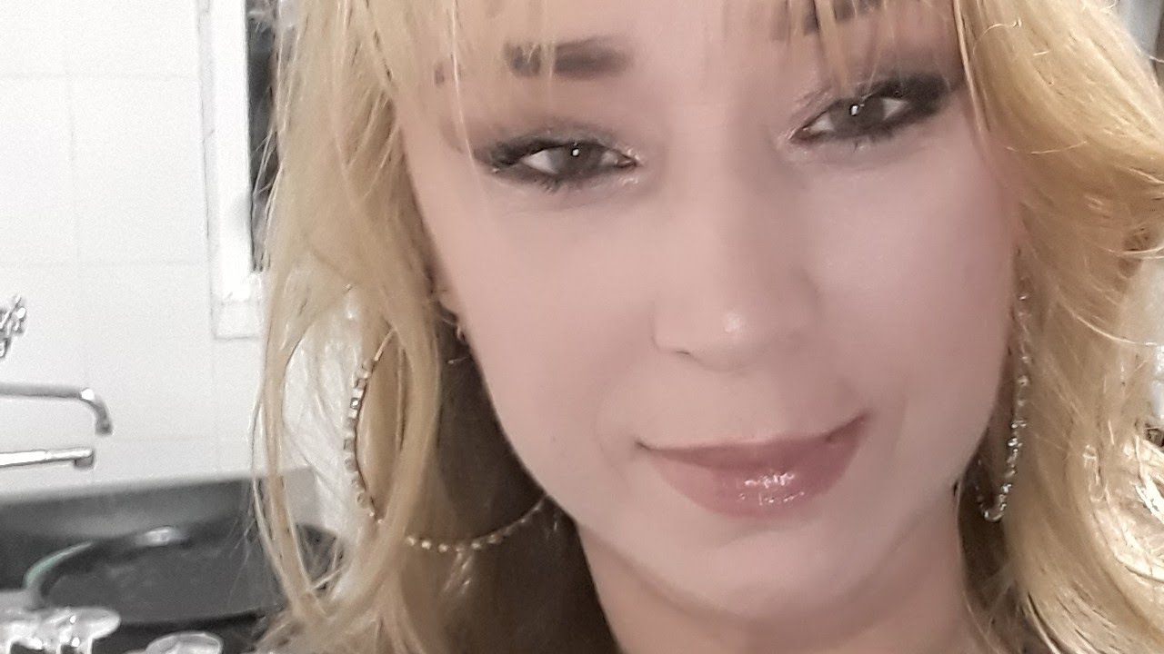 #осколочки #автор #Афина_Аклидис https://stihi.ru/2023/07/01/3440 - YouTube