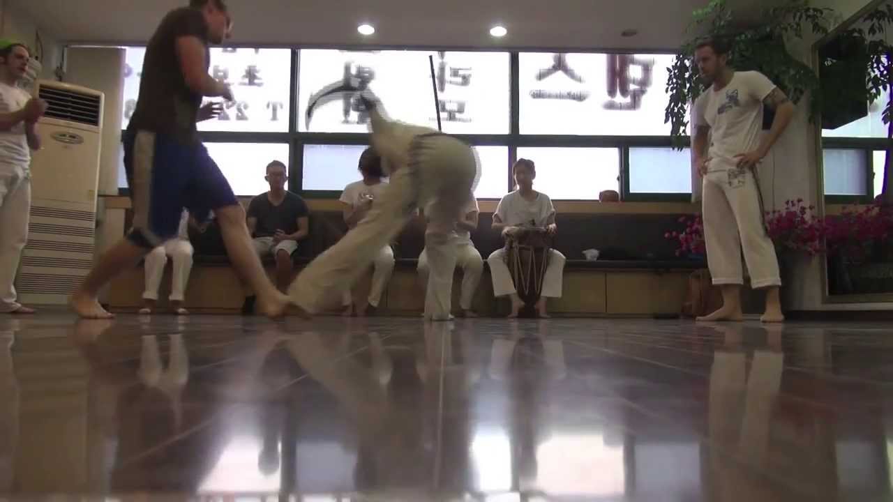 Capoeira 101 - The Basics - YouTube