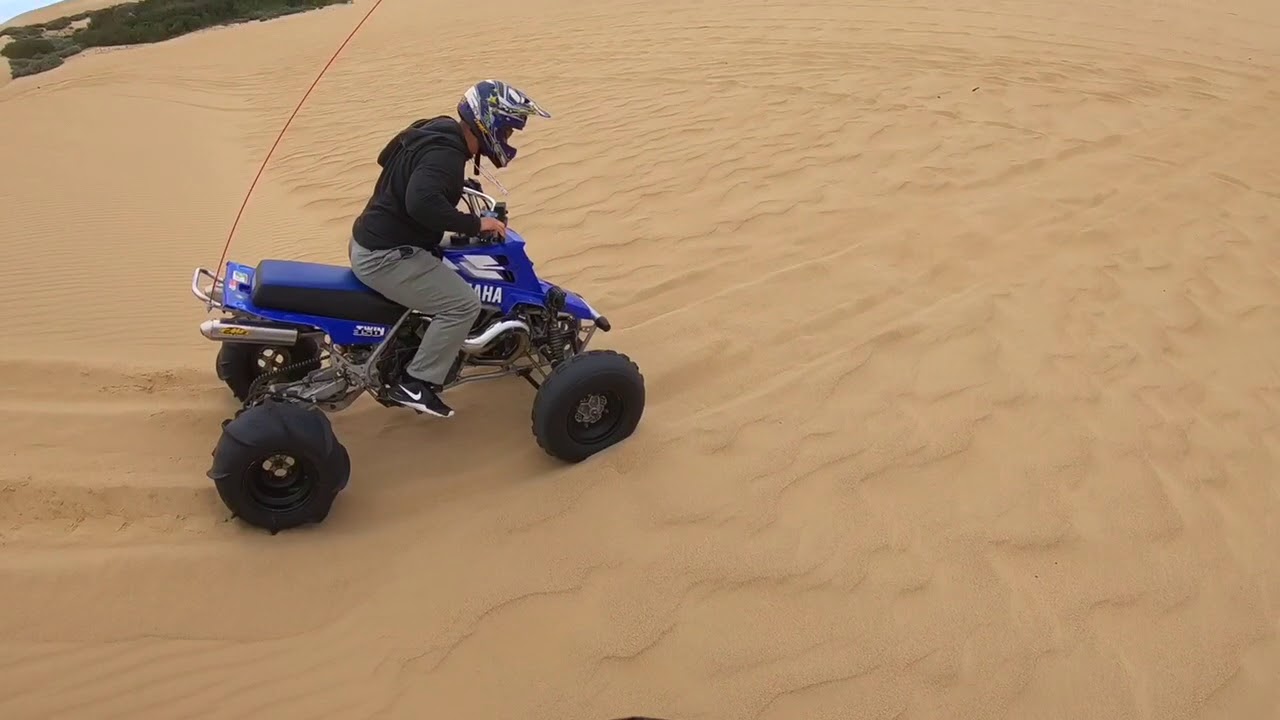 Drag Banshee vs Trx 450r Pismo Beach 2018 - YouTube