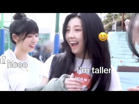 ILLIT being besties for almost 3 minutes (love hate friendship) - YouTube