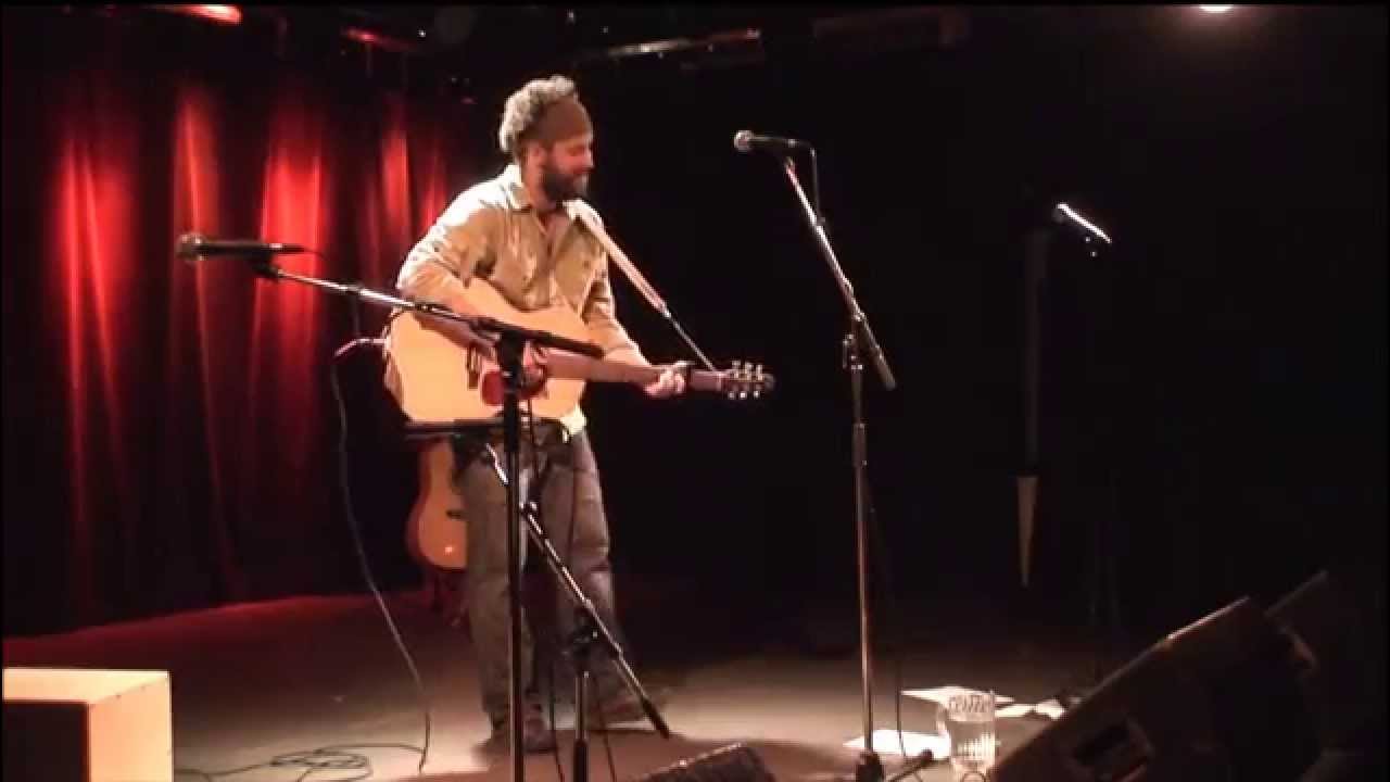 Simon Boudreau Les petites bottines live - YouTube