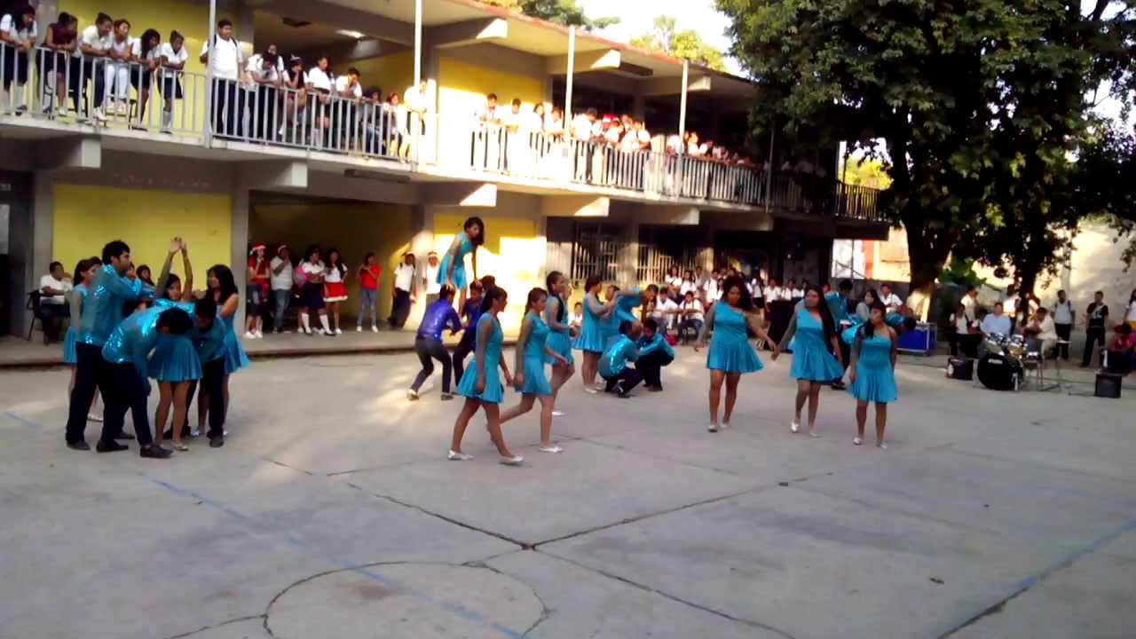5°F administracion de empresas Cetis 116- el baile del beeper - YouTube
