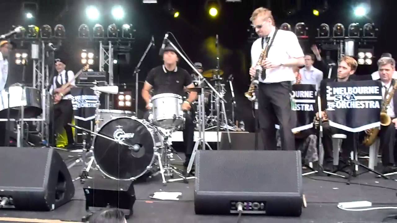 Melbourne Ska Orchestra (Nicky Bomba) Drum Solo - Live @ Caloundra ...