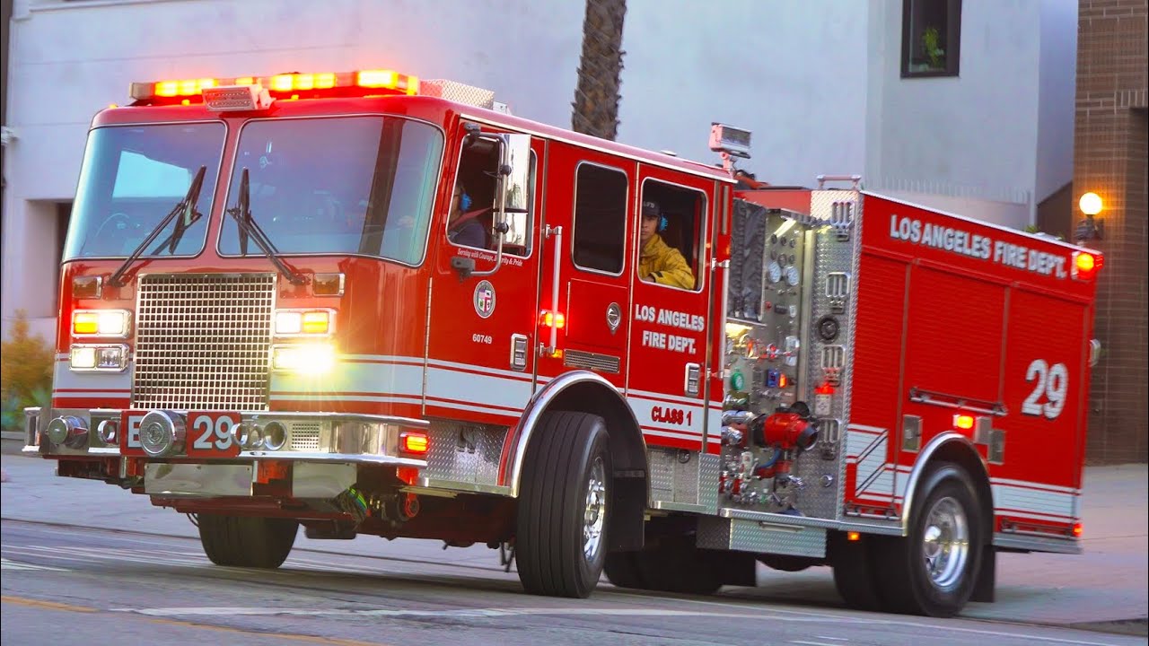 LAFD Engine 29 responding - YouTube