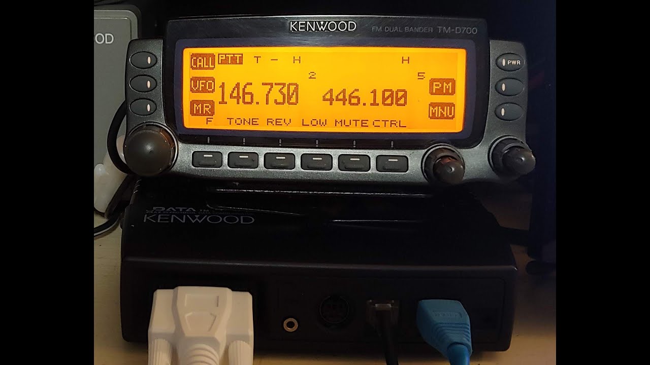 Dual Cross Band Repeater Set up - YouTube