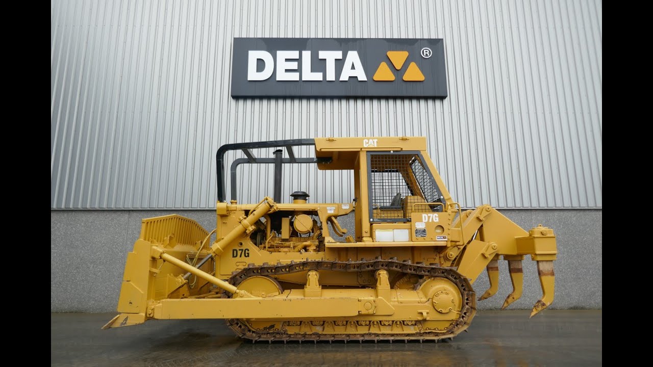 Demonstration video Caterpillar D7G Ex-Army Dozer - YouTube