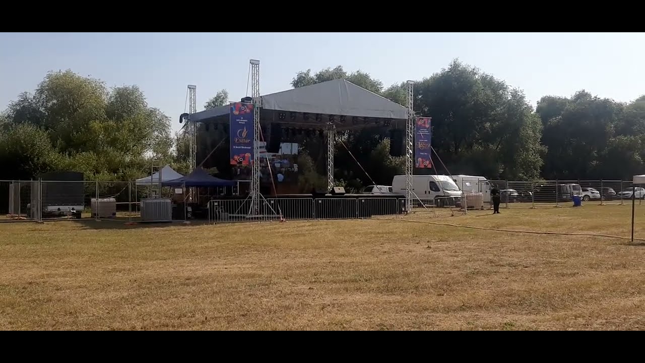 Martin Audio w8lm ws218x line array - YouTube