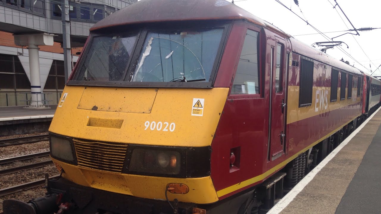 90020 DB Cargo on hire To LNER leaving Doncaster railway station - YouTube