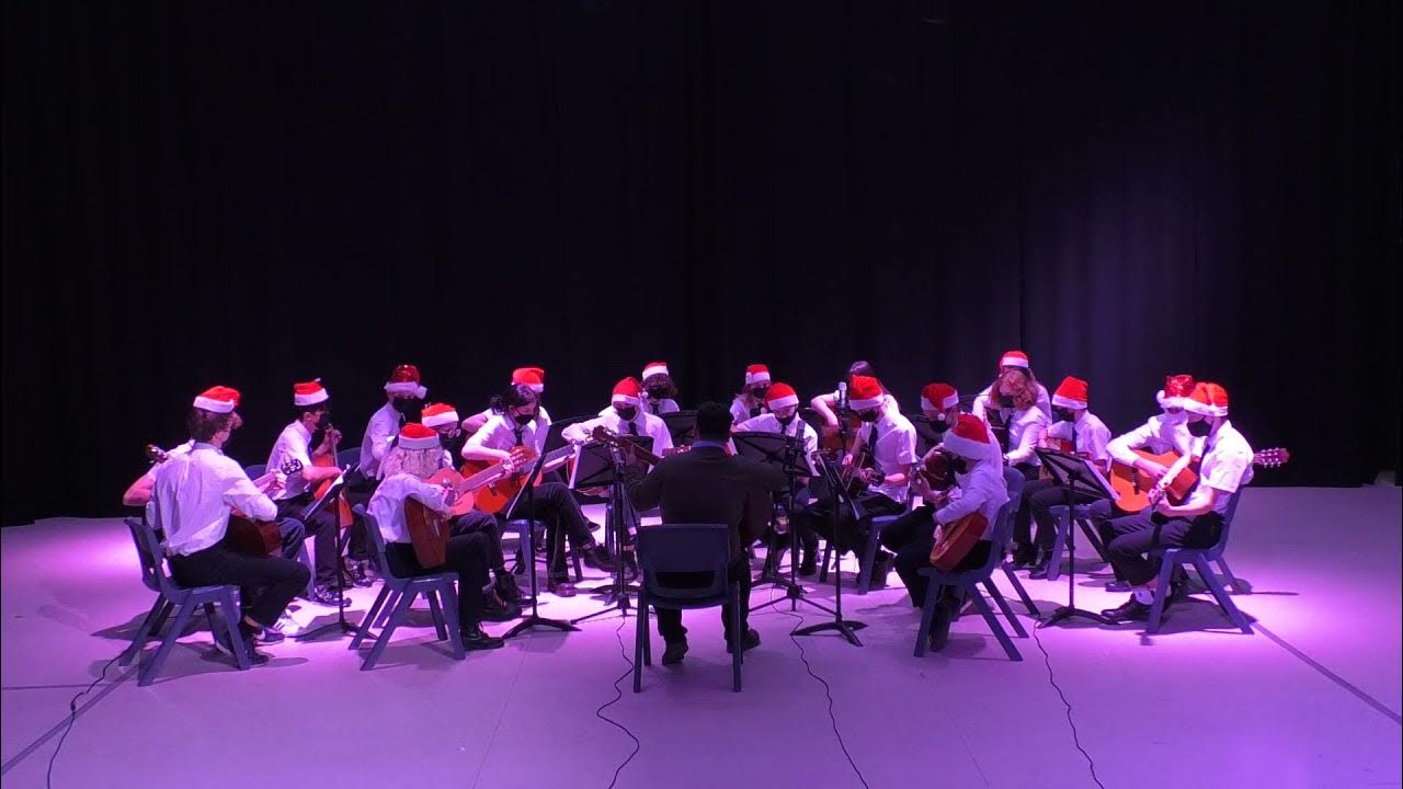 Christmas Medley | Guitar Ensemble - YouTube