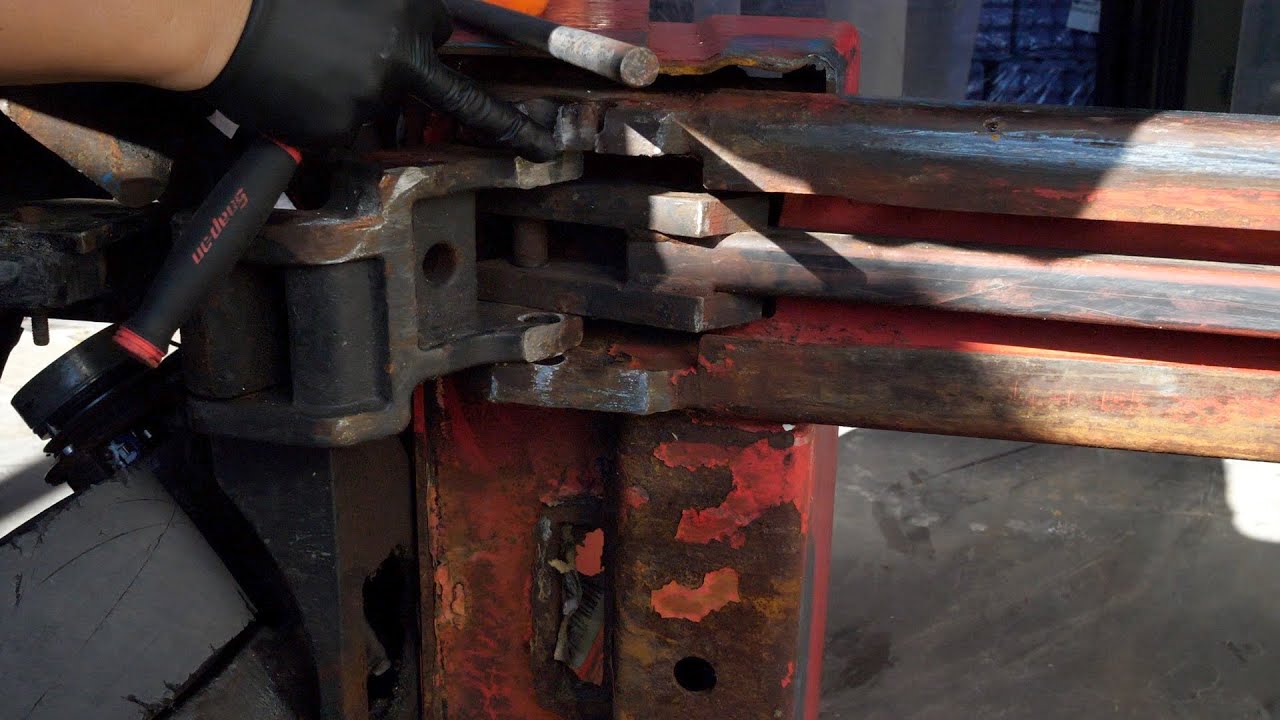 Getting out rusted parts - YouTube