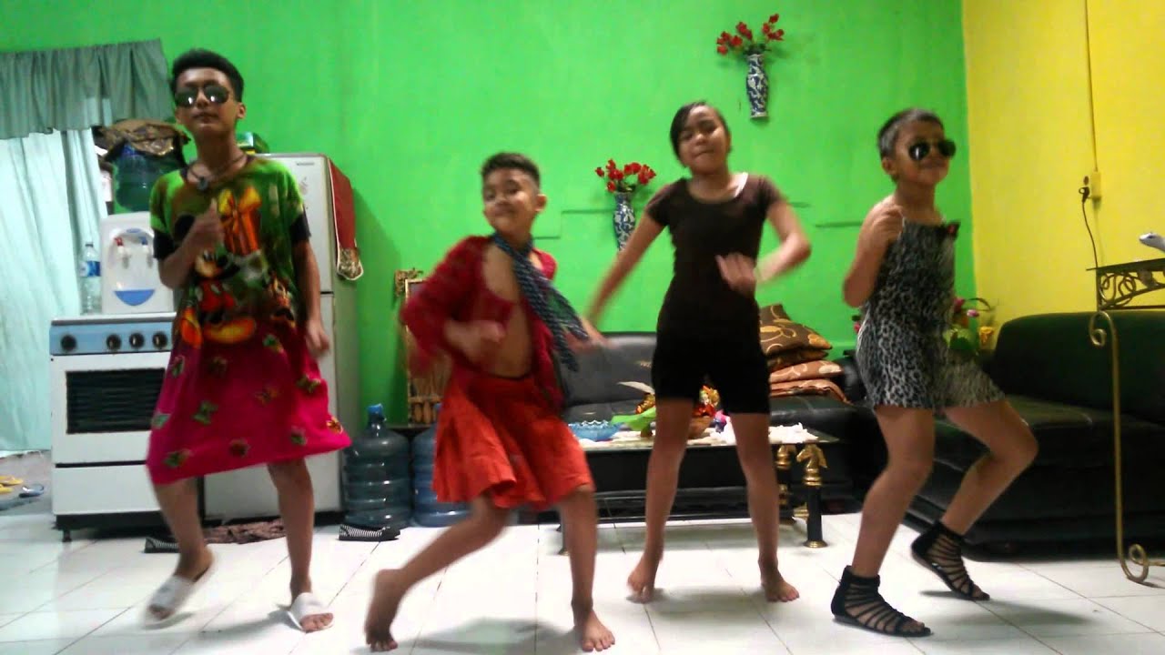 JOGET CESAR YKS KIDZ Funny - YouTube