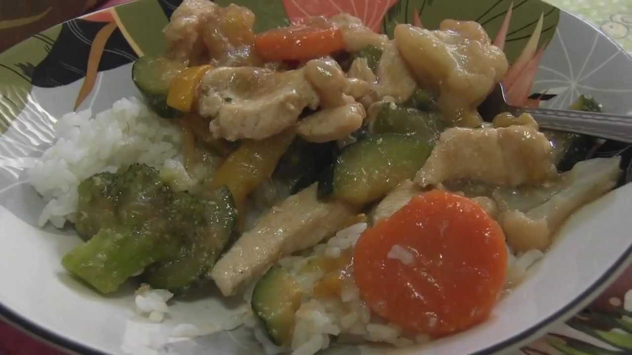 Sam Choy's Chicken Stir Fry - YouTube