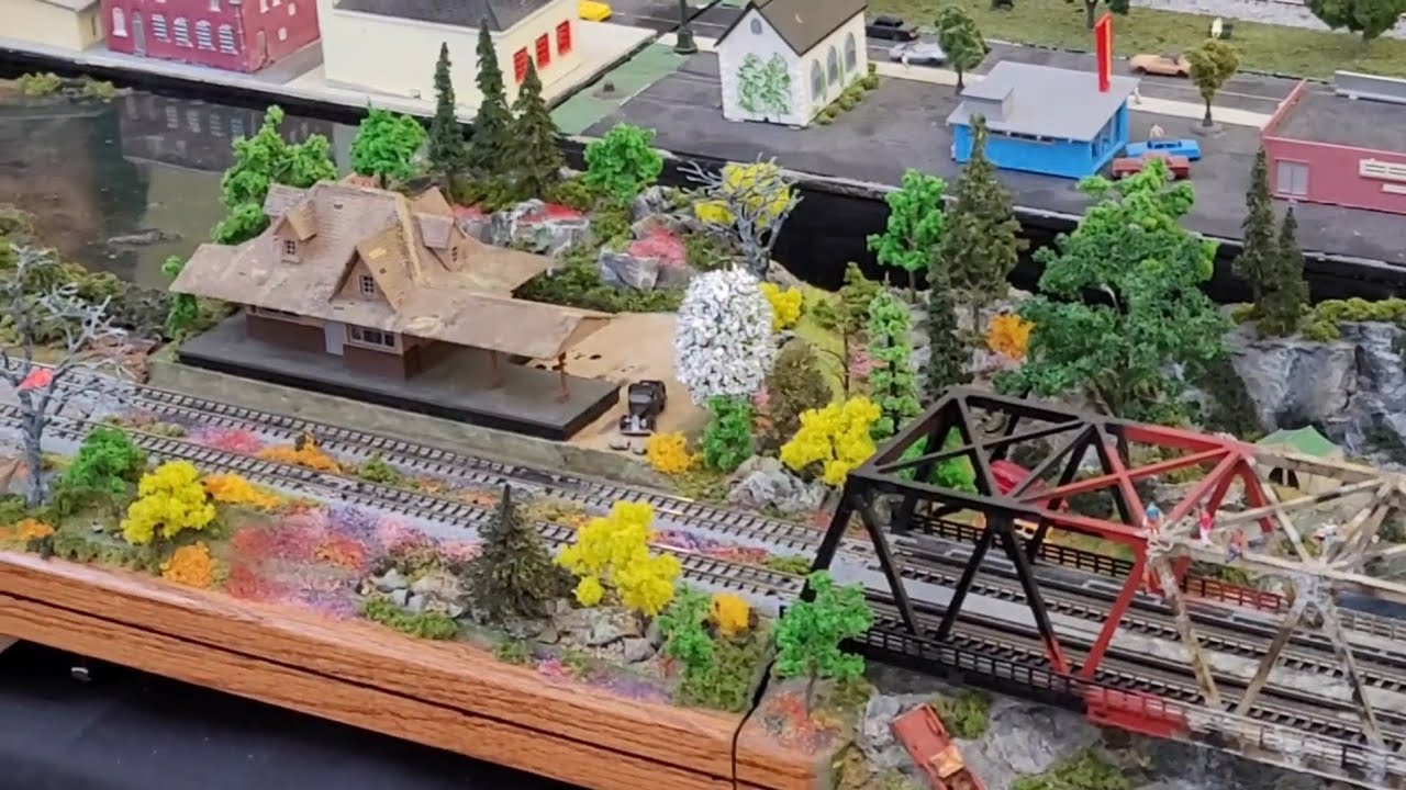 Willamette Cascade Model Railroad Show @ Valley River Center Mall in ...