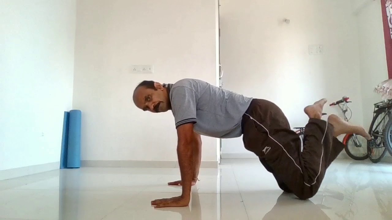 Stretching and warm up exercises with Karate training Class 3 to 5 ...