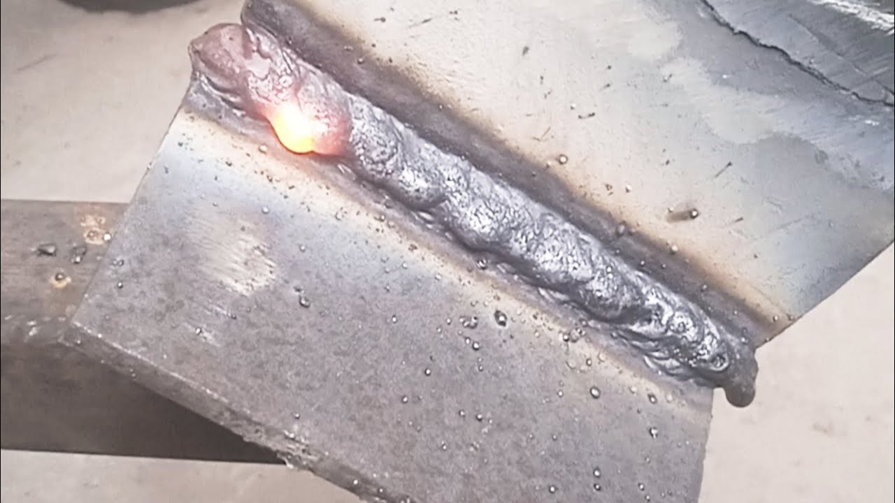 Rarely discussed. Uphill diagonal 2F welding method - YouTube