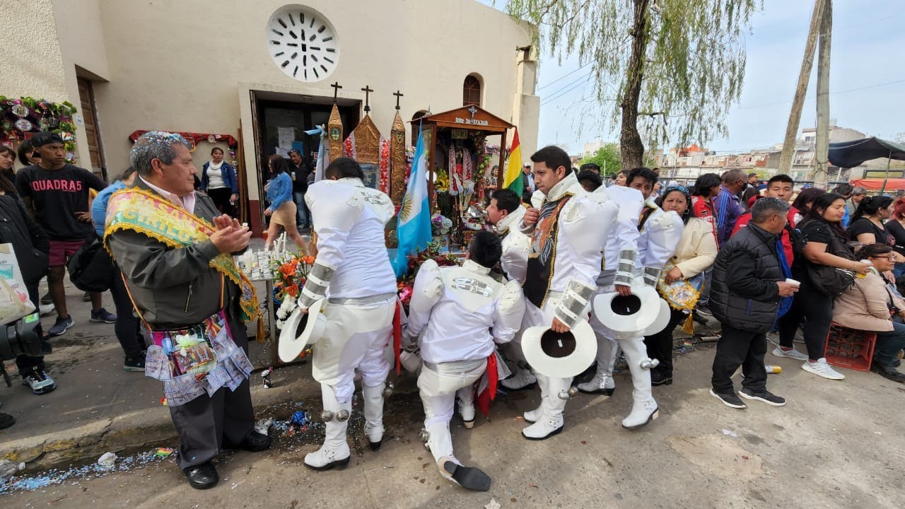 FESTIVIDAD EN HONOR AL TATA LAGUNA EN VIVO!🔴 - YouTube