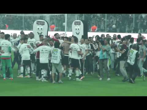Vodafone Arena Beşiktaş Osmanlıspor  son düdük şampiyonluk turu